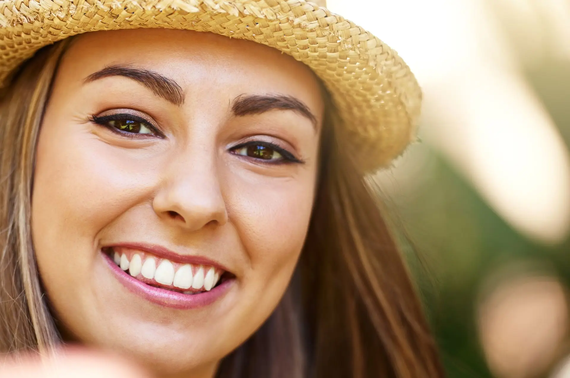 Feel Confident in Your Smile with Snap-On Veneers | Influencers Gone Wild