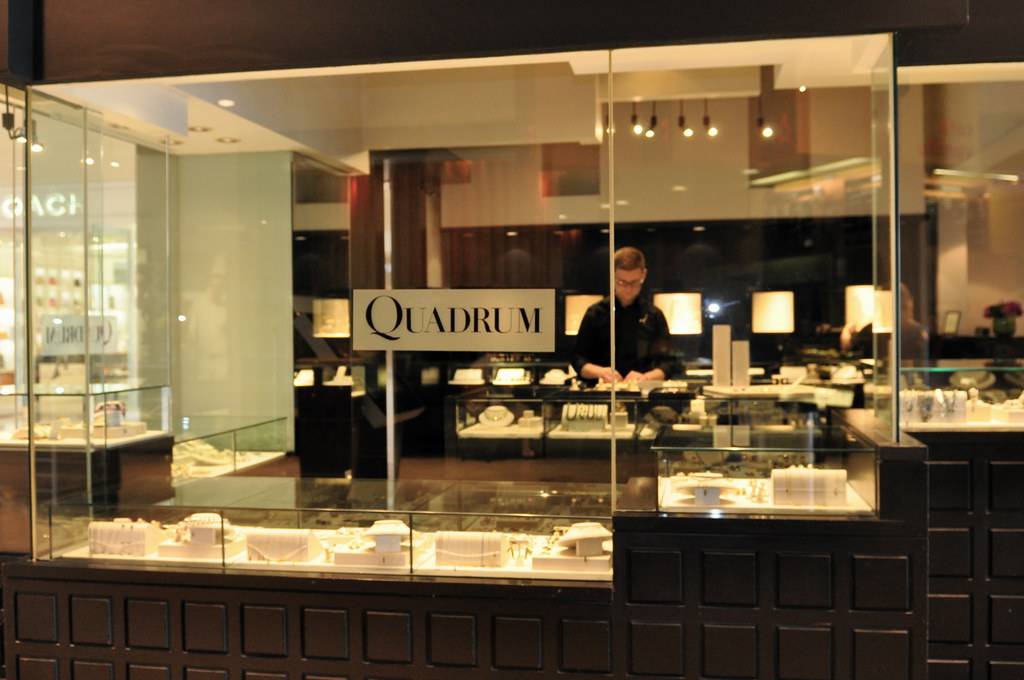 Timeless Beauty: Explore Boston MA Jewelry Stores with Local Charm ...